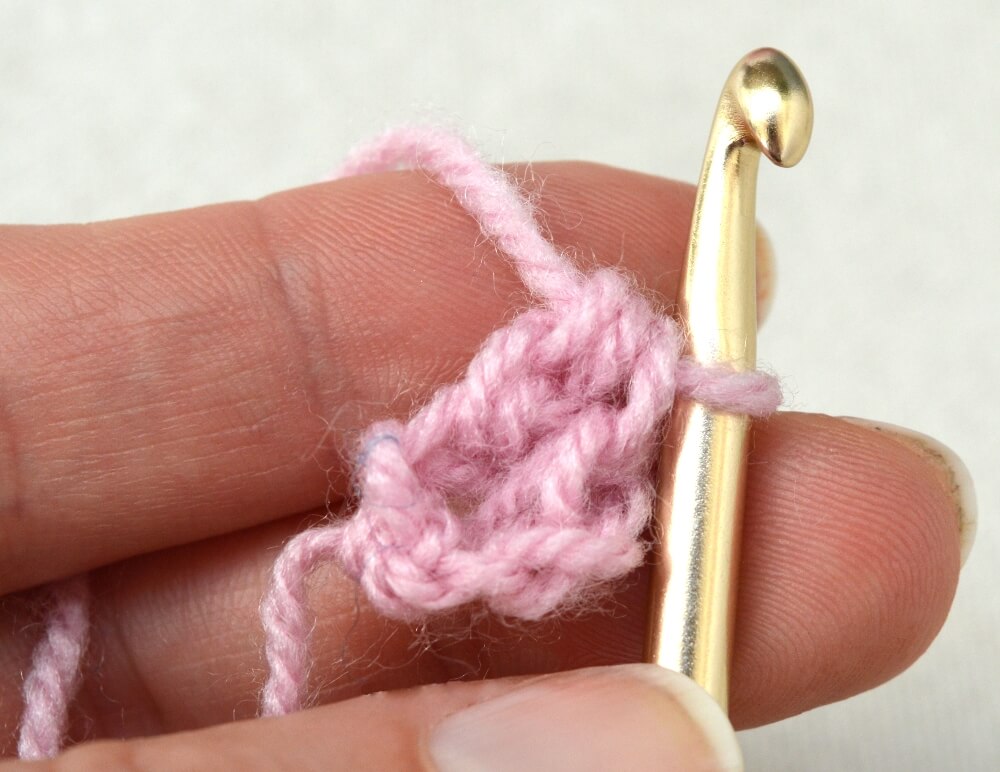 tutorial: foundation half double crochet (fhdc) - La Visch Designs