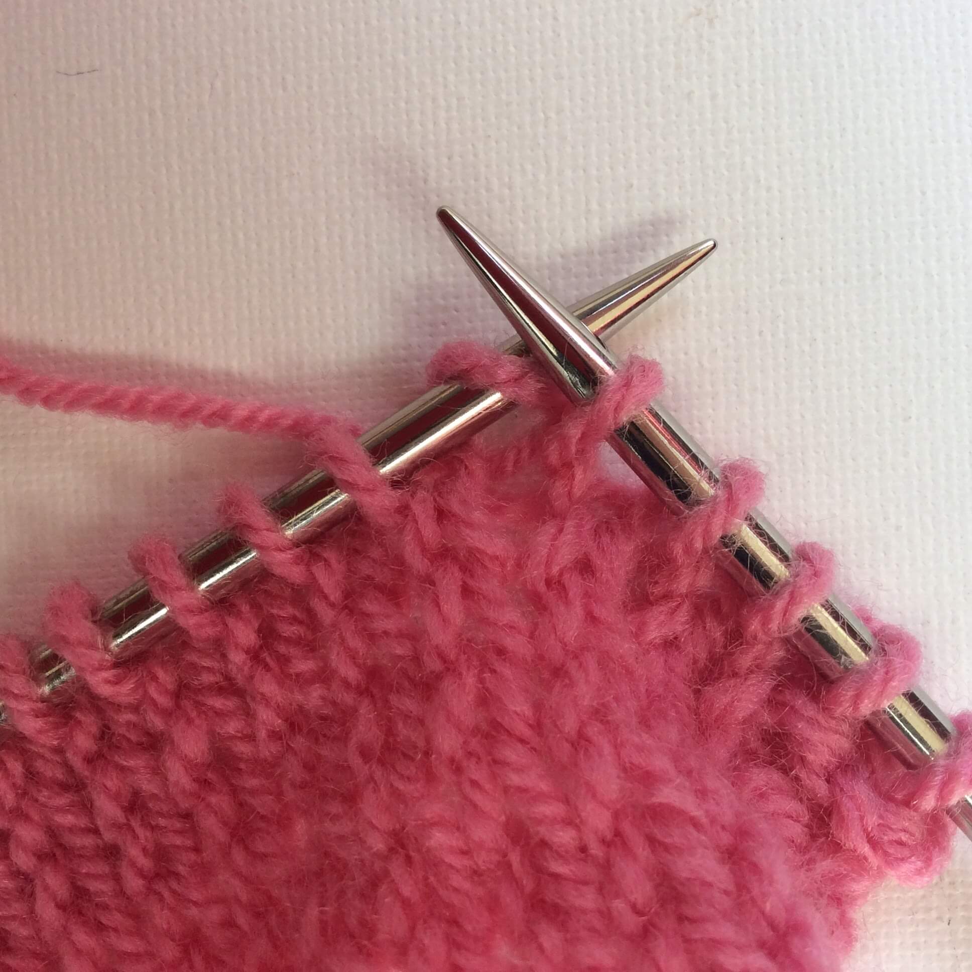 tutorial: Estonian lace knitting - nupps - La Visch Designs