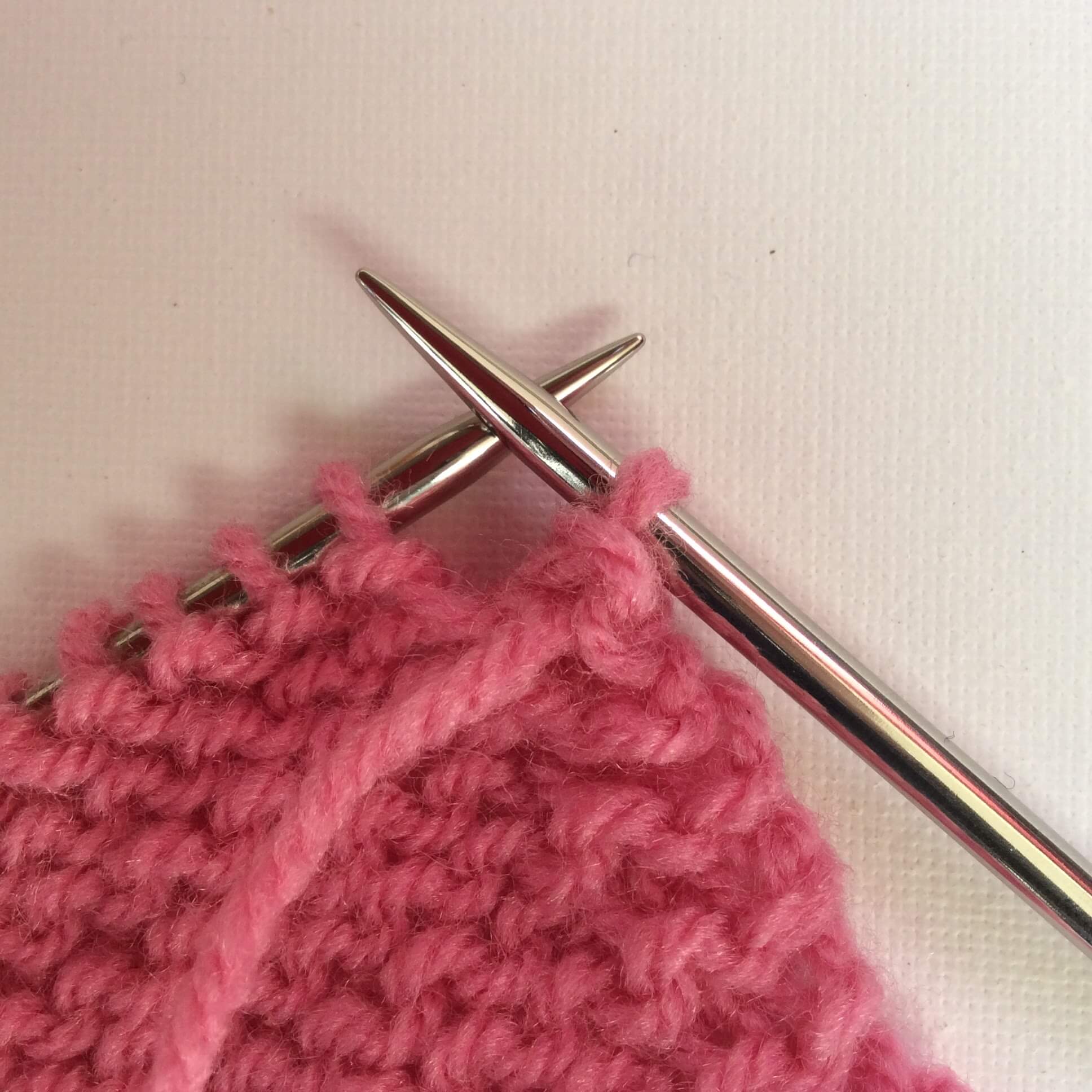 tutorial: Russian bind-off on the purl side - La Visch Designs