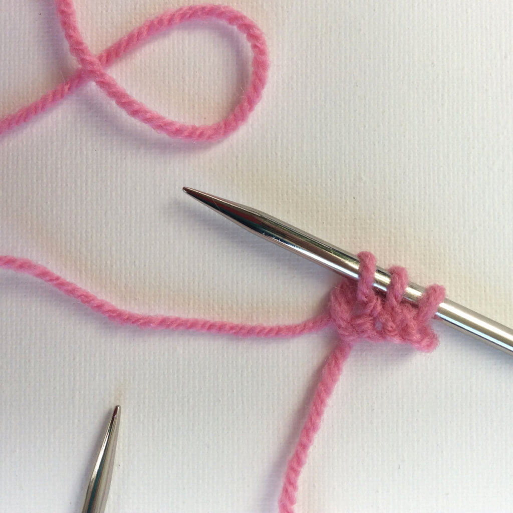 knitting i-cord - La Visch Designs