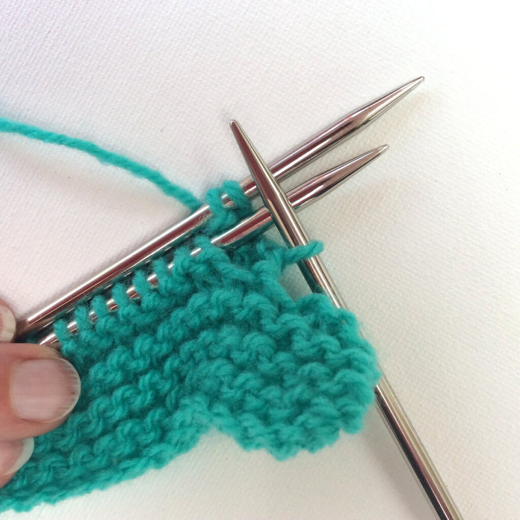 tutorial: knitting the loopy bind-off - La Visch Designs