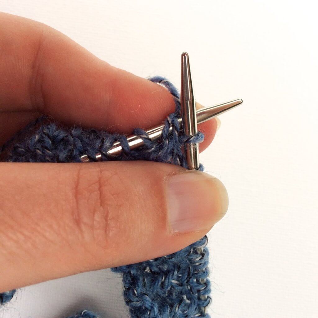 tutorial: knit rick rack rib in the round - La Visch Designs