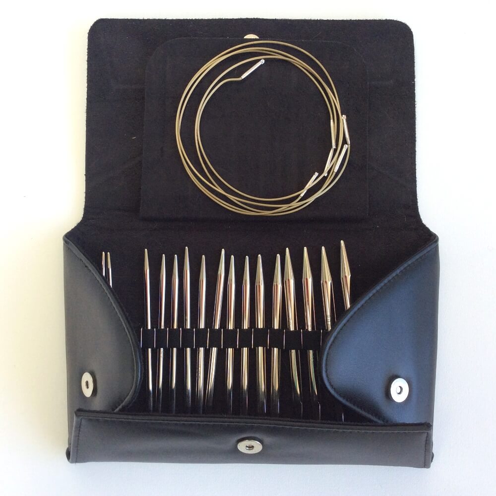 choosing circular knitting needles - La Visch Designs