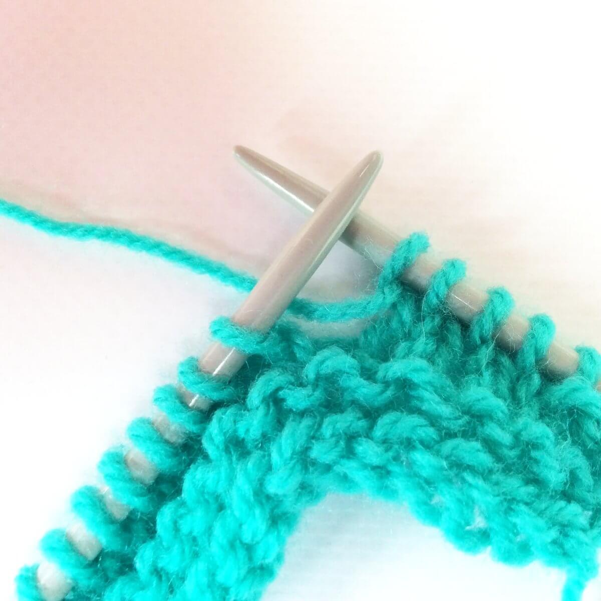 tutorial - knitting the m1bl increase - La Visch Designs