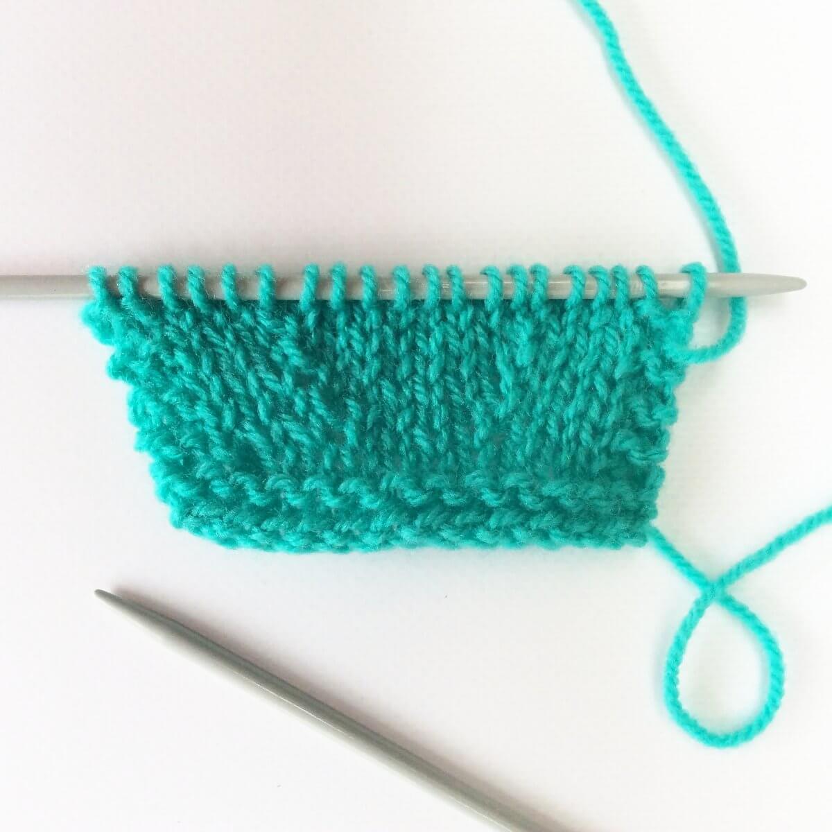 tutorial - knitting the m1bl increase - La Visch Designs