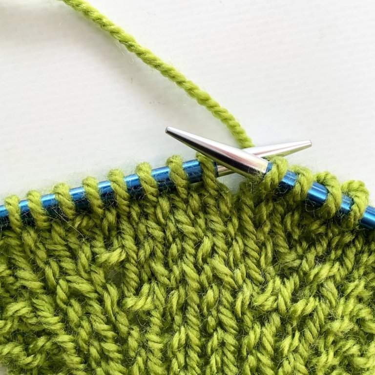 tutorial - sl2-k1-p2sso centered double decrease - La Visch Designs