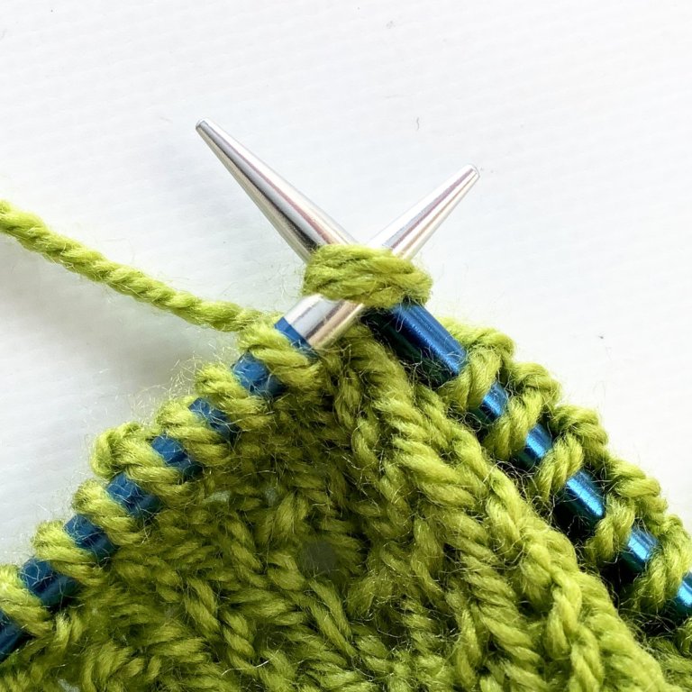 tutorial - sl2-k1-p2sso centered double decrease - La Visch Designs