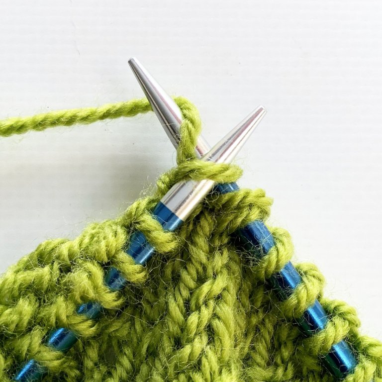 tutorial - sl2-k1-p2sso centered double decrease - La Visch Designs