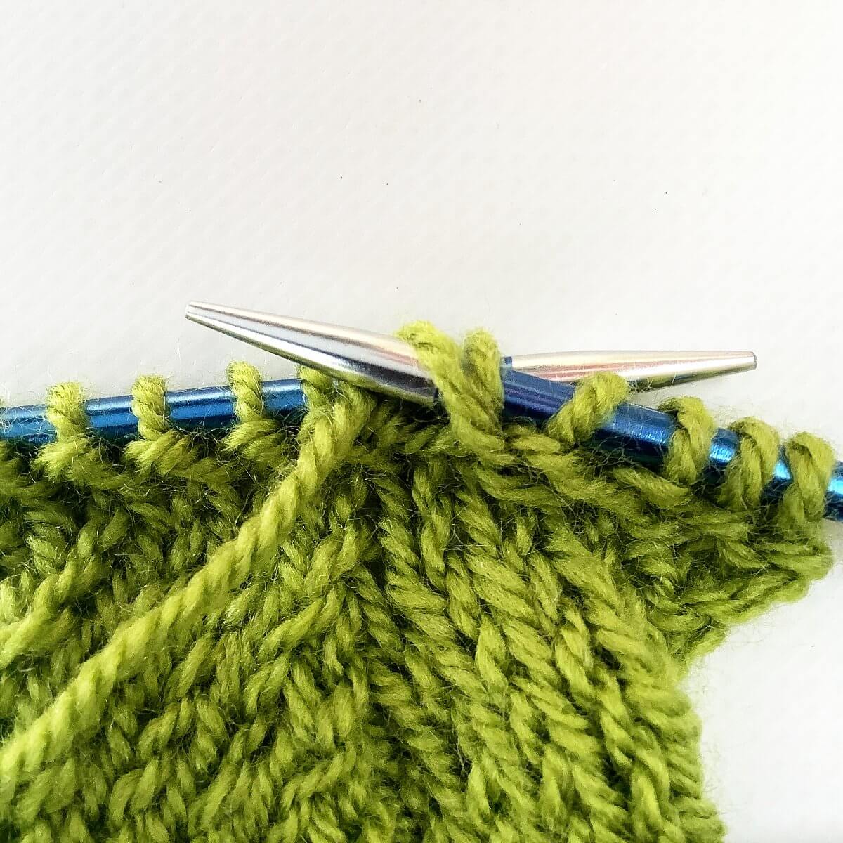 tutorial – working a purl-side left-leaning lifted increase - La Visch ...