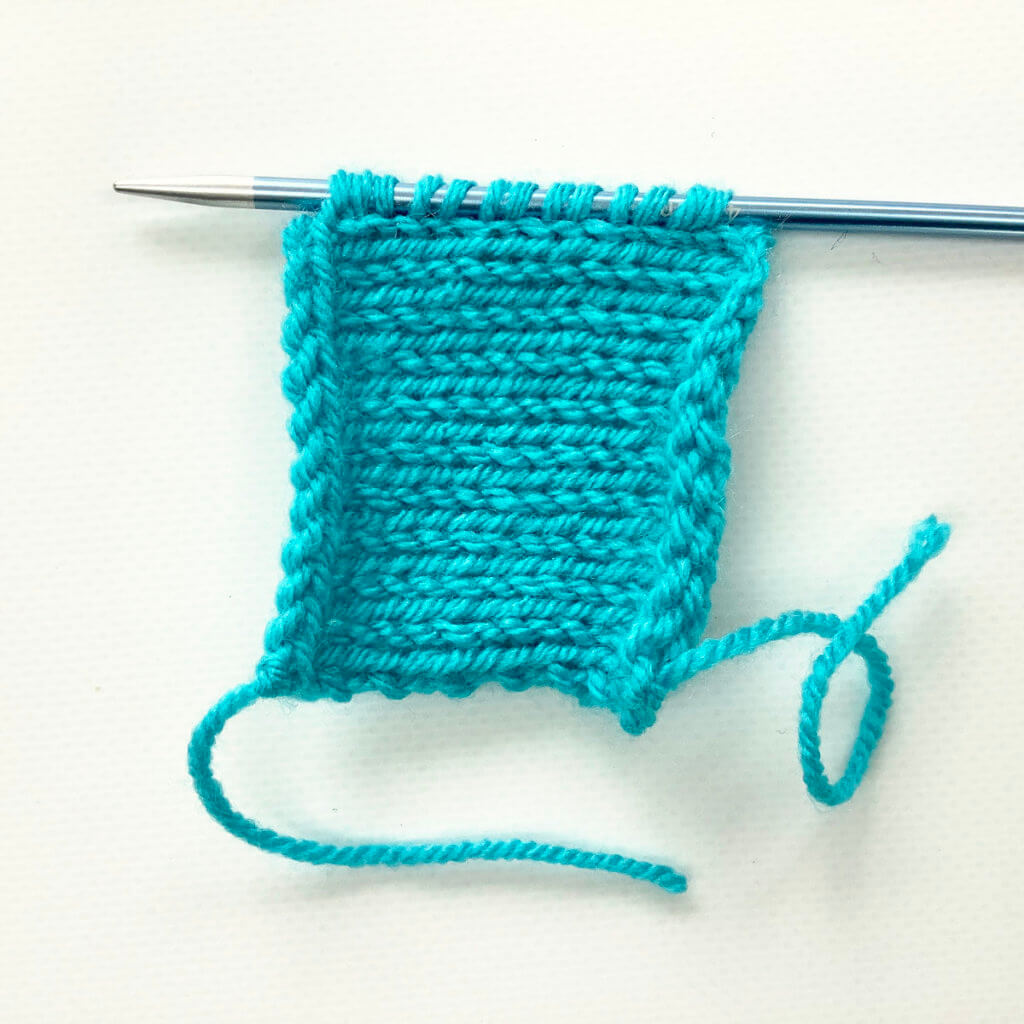 tutorial - picking up stitches - La Visch Designs