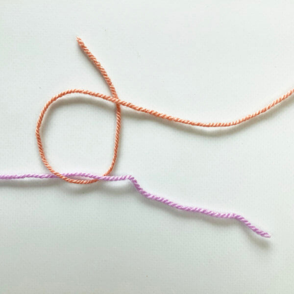 tutorial - joining yarn with a magic knot - La Visch Designs