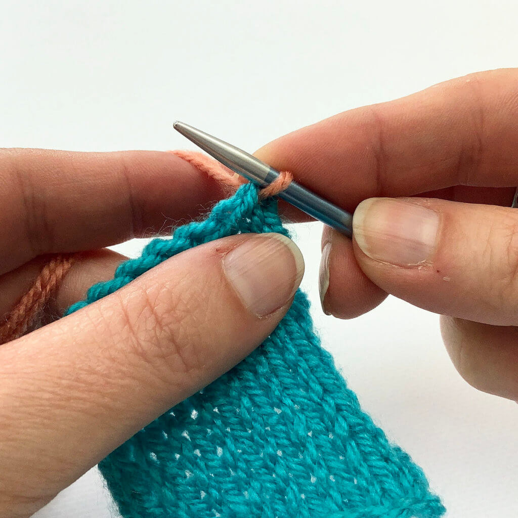 tutorial - pick up and knit - La Visch Designs