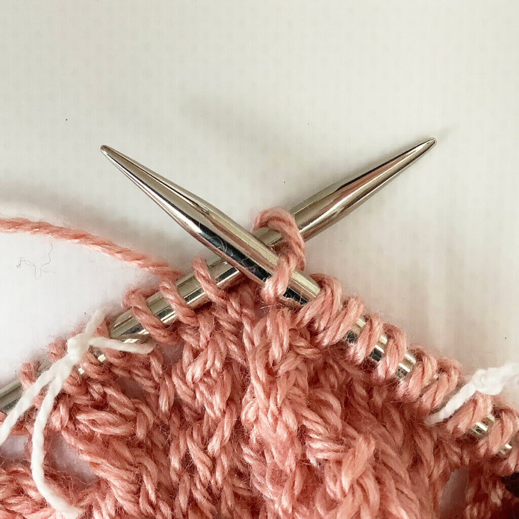 tutorial - working the bunny ears yo stitch - La Visch Designs