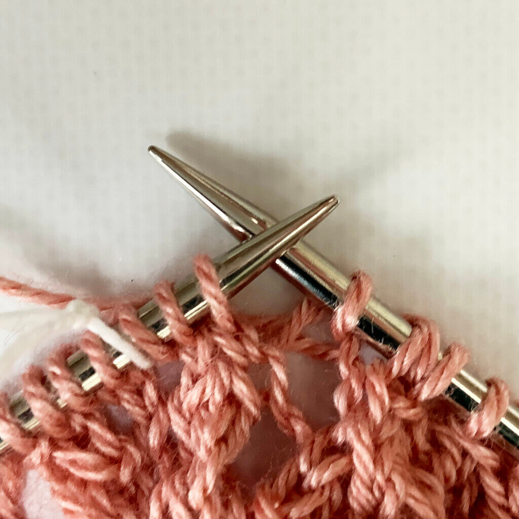 tutorial - working the bunny ears yo stitch - La Visch Designs