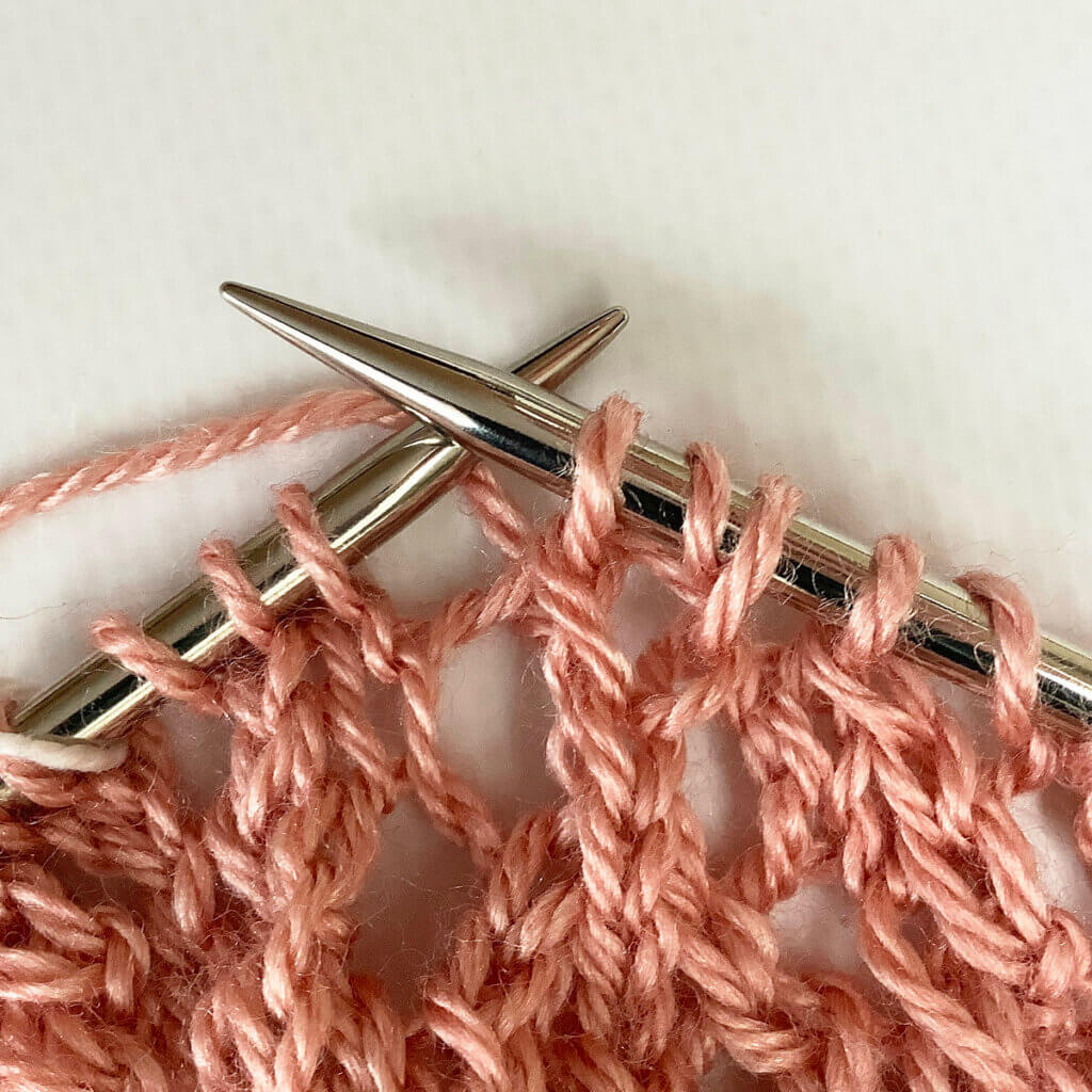 tutorial - working the bunny ears yo stitch - La Visch Designs