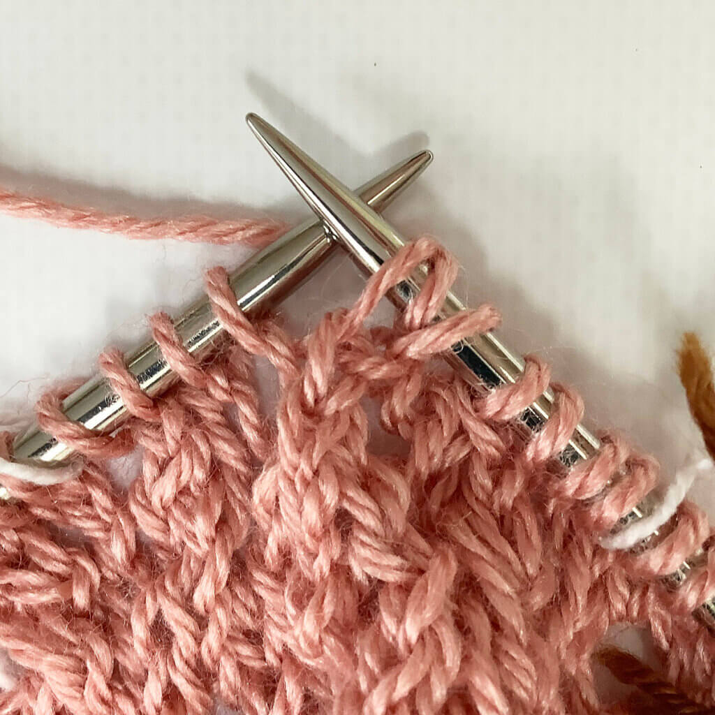 tutorial - working the bunny ears yo stitch - La Visch Designs