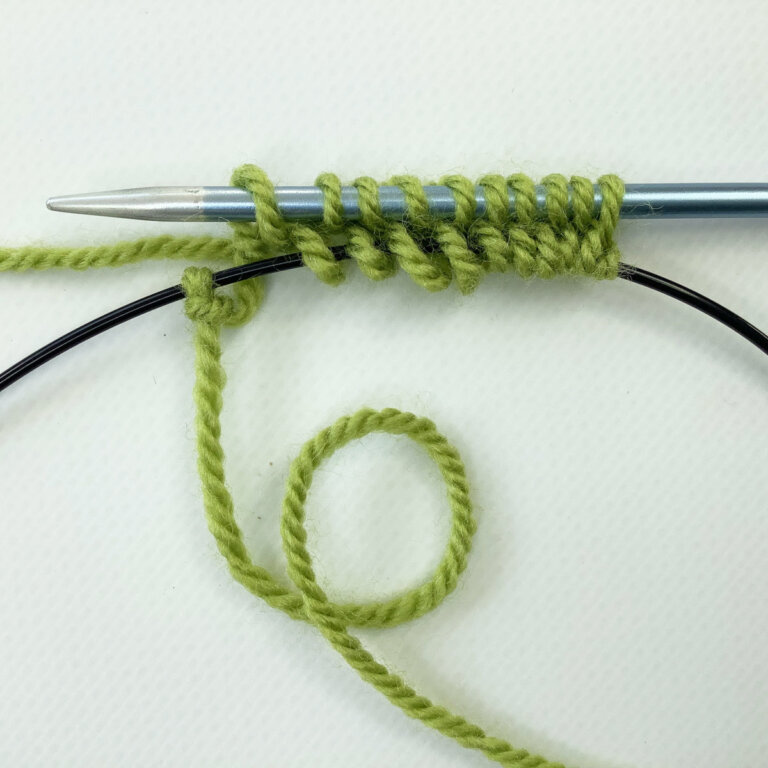 tutorial – working the Turkish cast-on - La Visch Designs