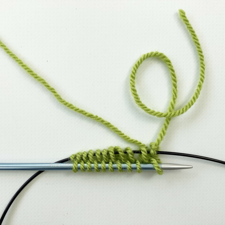 tutorial – working the Turkish cast-on - La Visch Designs