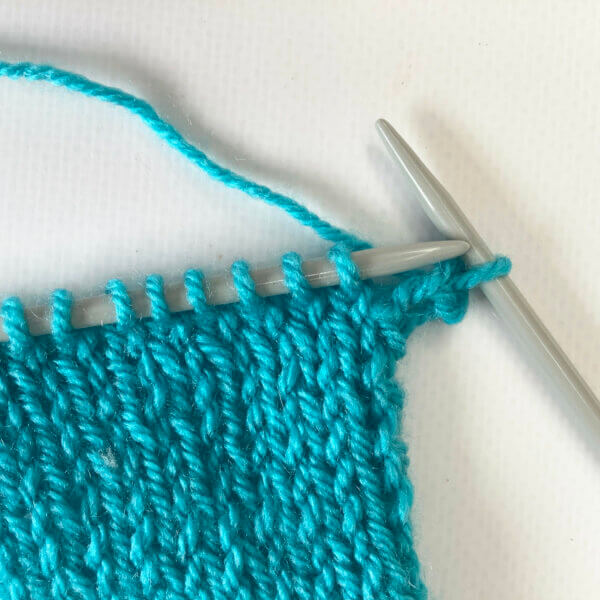 tutorial - working the Icelandic bind-off - La Visch Designs