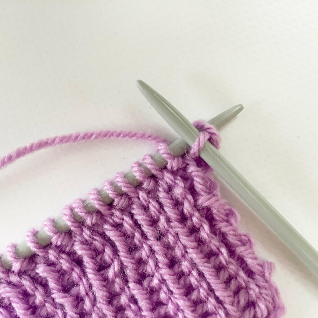tutorial - binding off in 1x1 rib - La Visch Designs