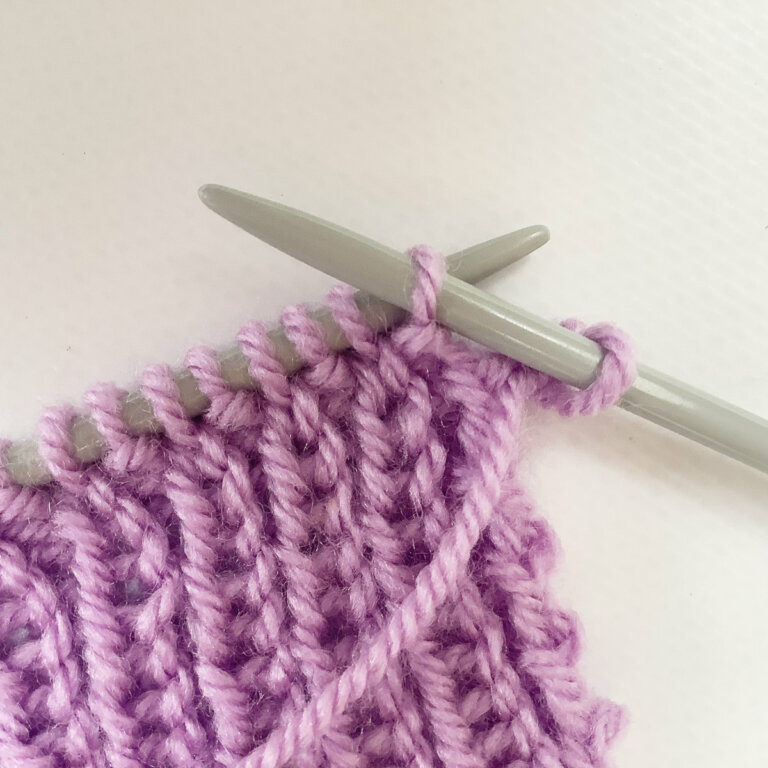 tutorial - binding off in 1x1 rib - La Visch Designs