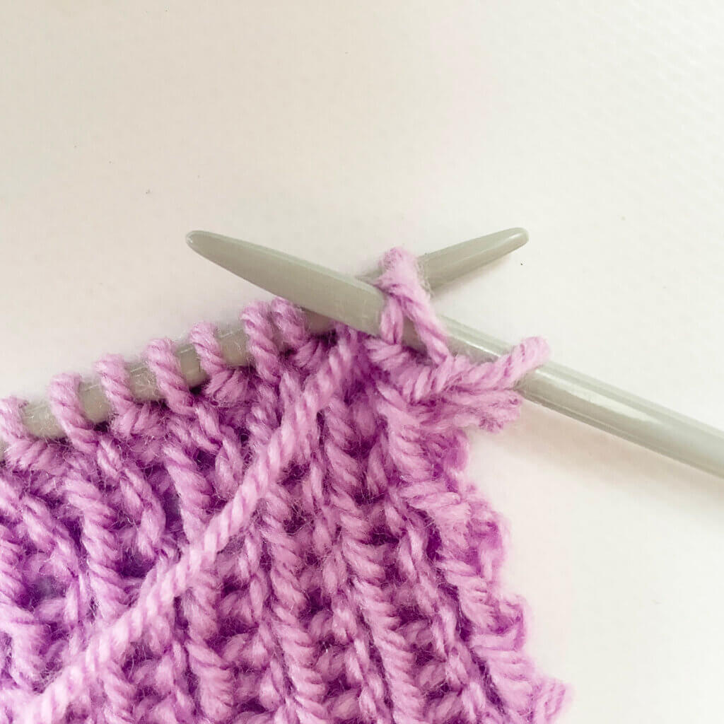 tutorial - binding off in 1x1 rib - La Visch Designs