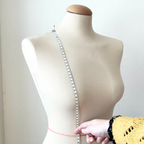 tutorial - bust shaping: horizontal (short row) bust darts - La Visch ...