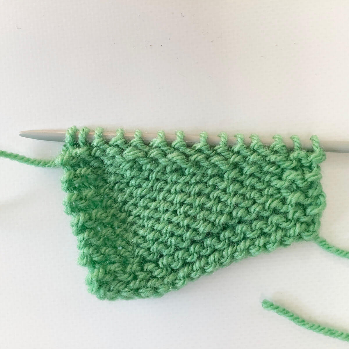 tutorial - Working German short rows - La Visch Designs
