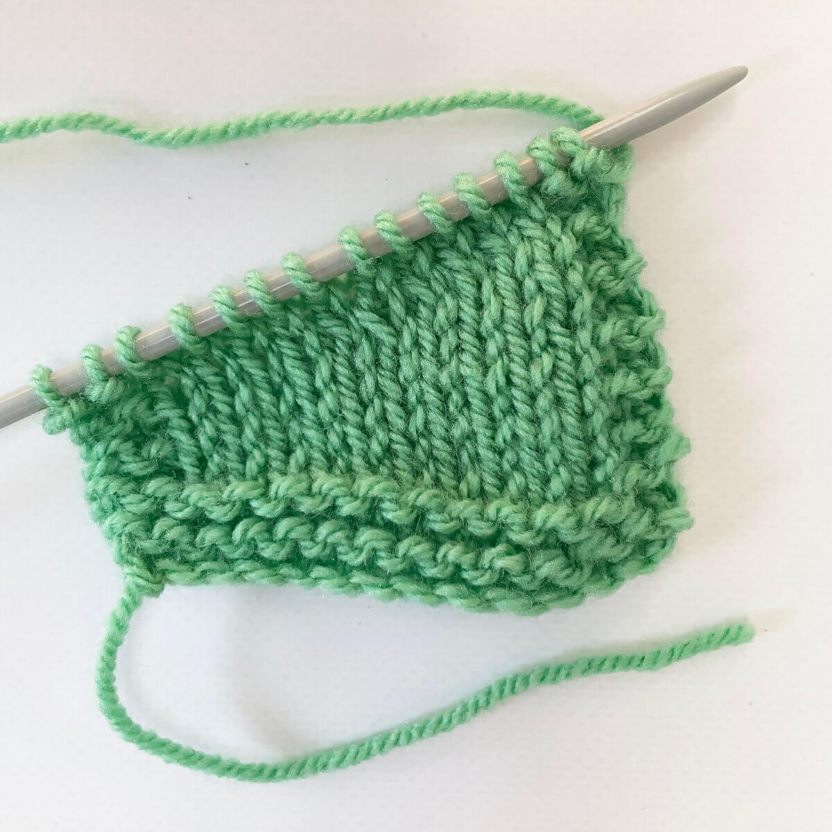 tutorial - Working German short rows - La Visch Designs