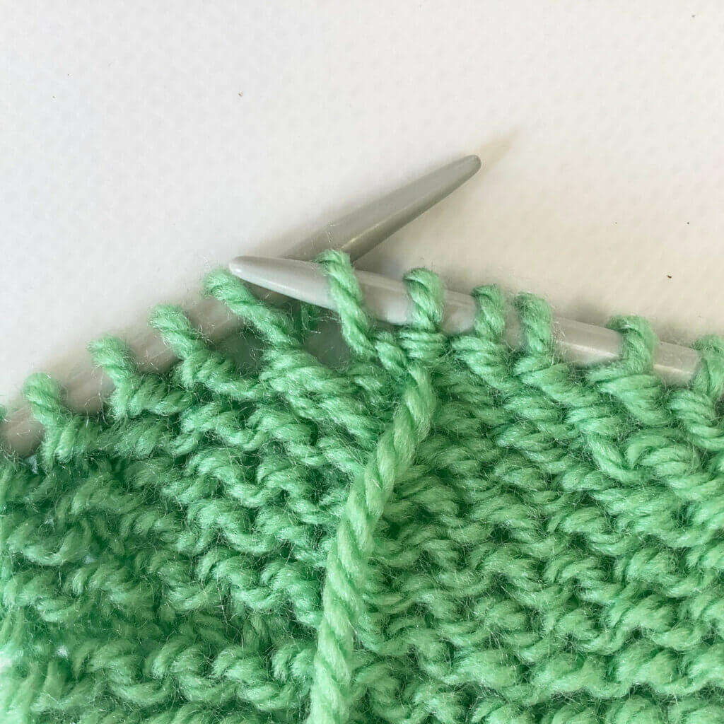 tutorial - Working wrap & turn short rows - La Visch Designs