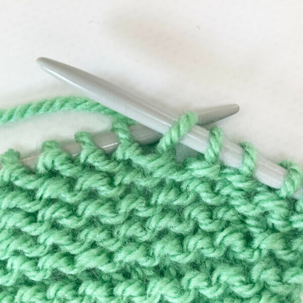 tutorial - Working wrap & turn short rows - La Visch Designs