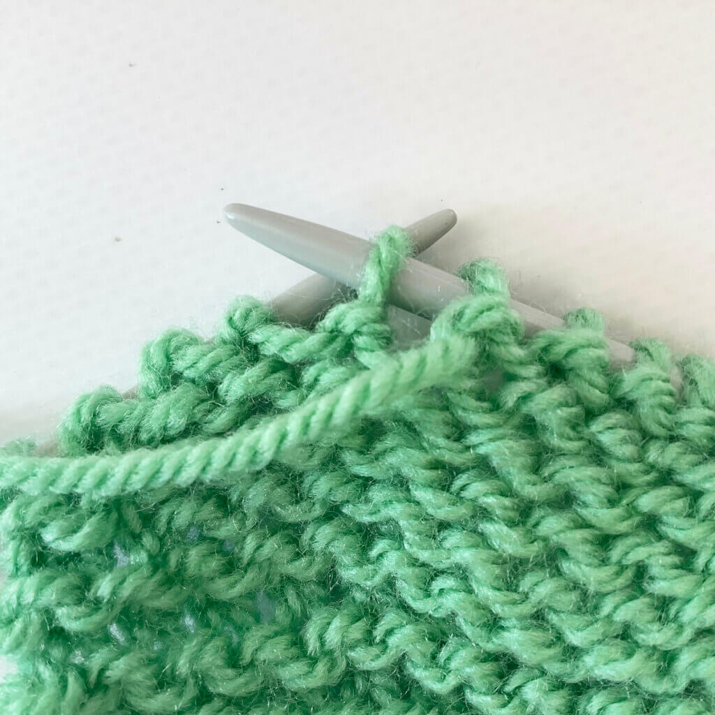 tutorial - Working wrap & turn short rows - La Visch Designs