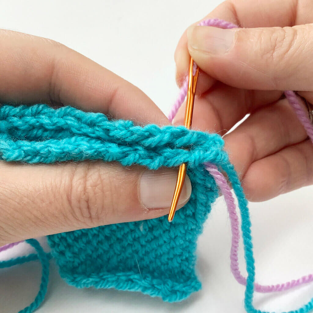 tutorial – working a backstitch seam - La Visch Designs