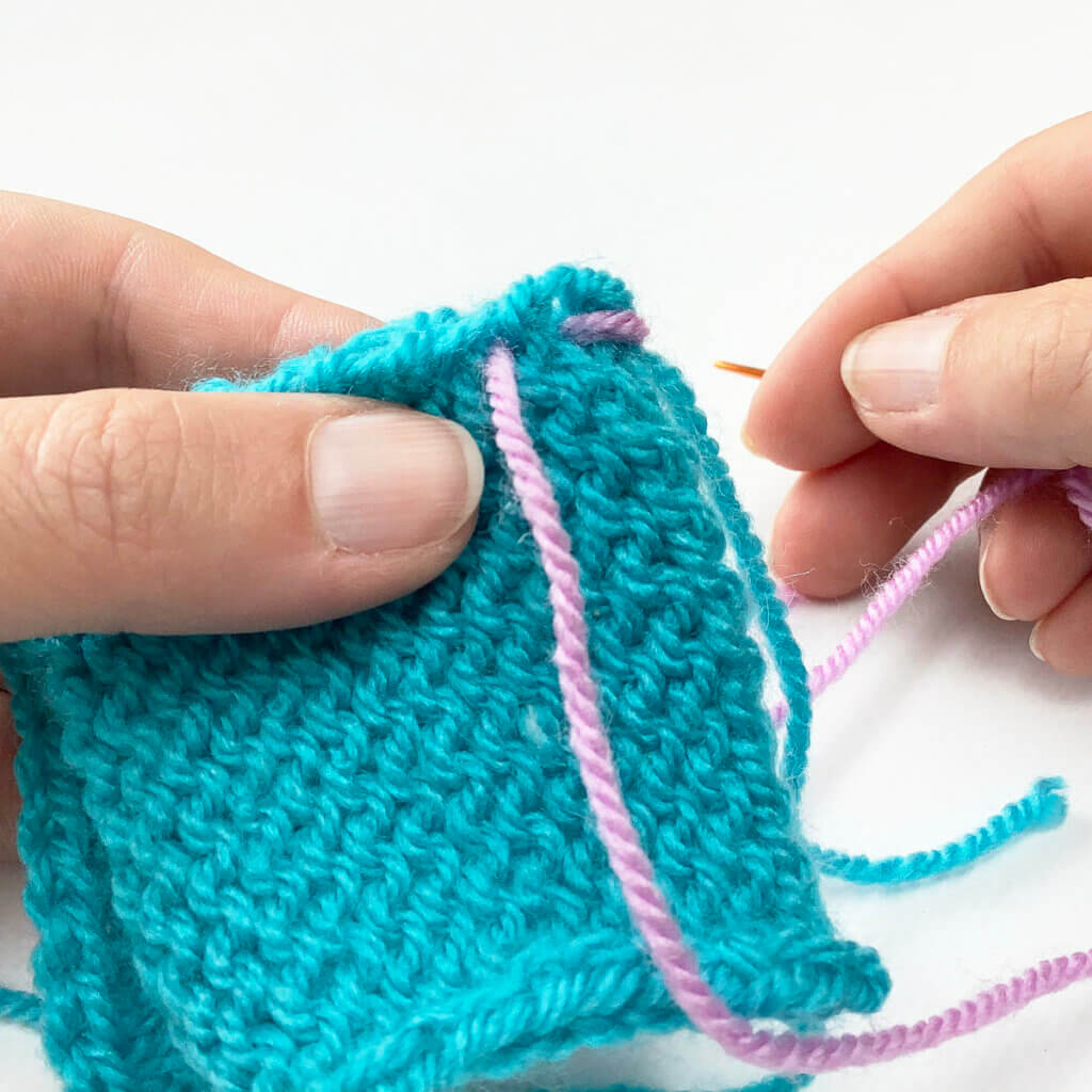 tutorial – working a backstitch seam - La Visch Designs