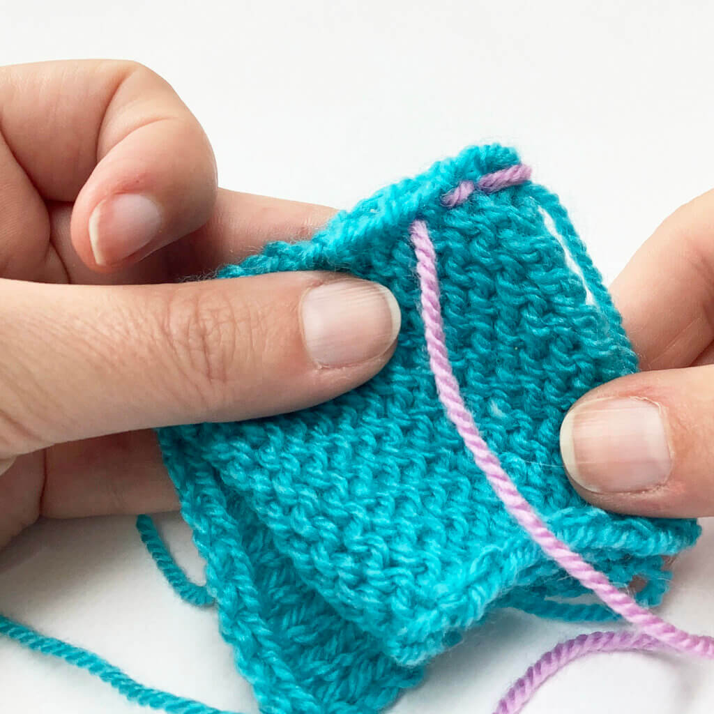 tutorial – working a backstitch seam - La Visch Designs