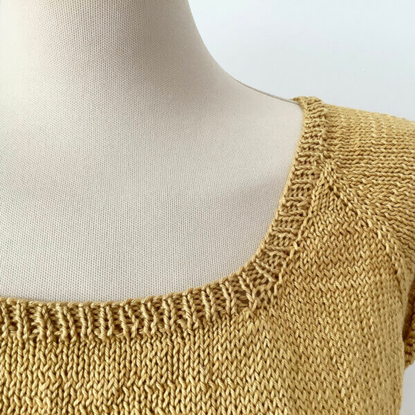 tutorial – picking up stitches to work a neckline - La Visch Designs