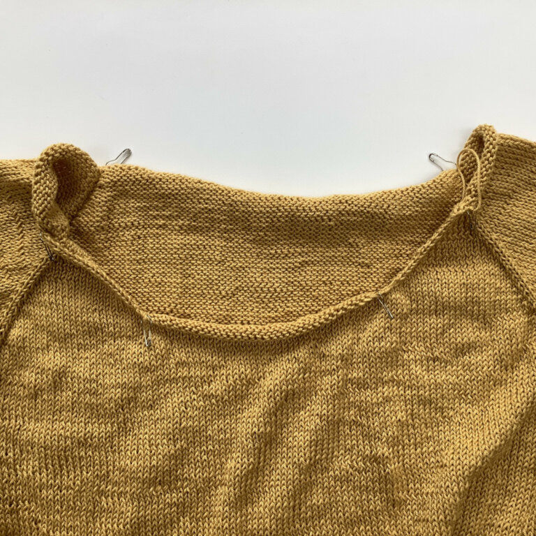 Tutorial Picking Up Stitches To Work A Neckline La Visch Designs