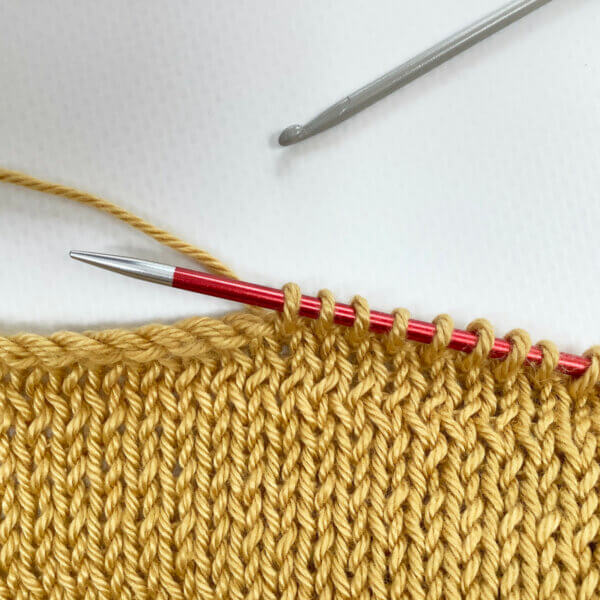 tutorial – picking up stitches to work a neckline - La Visch Designs