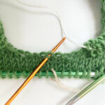 tutorial – casting on at the underarm for garments - La Visch Designs