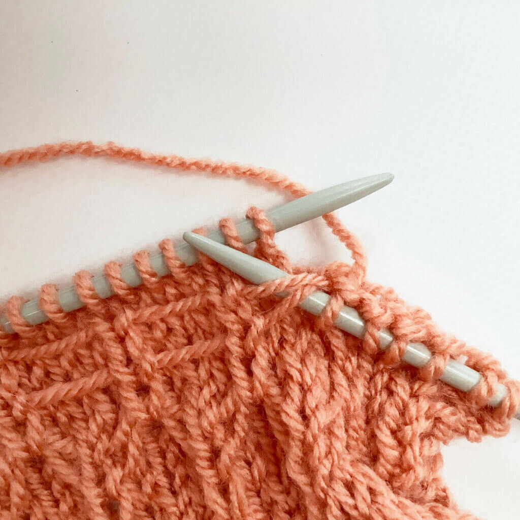 tutorial – working the knit 1 under loose strands (k1 uls) stitch - La ...