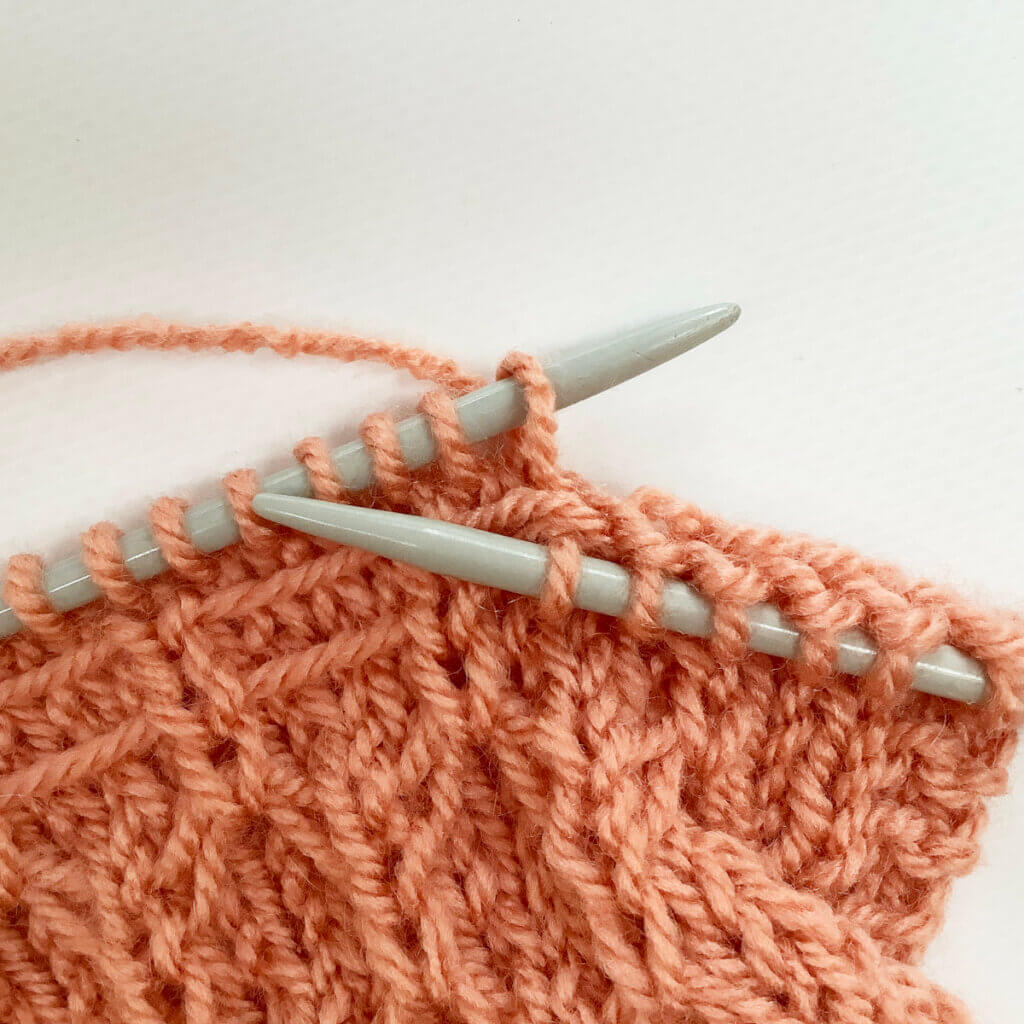 tutorial – working the knit 1 under loose strands (k1 uls) stitch - La ...