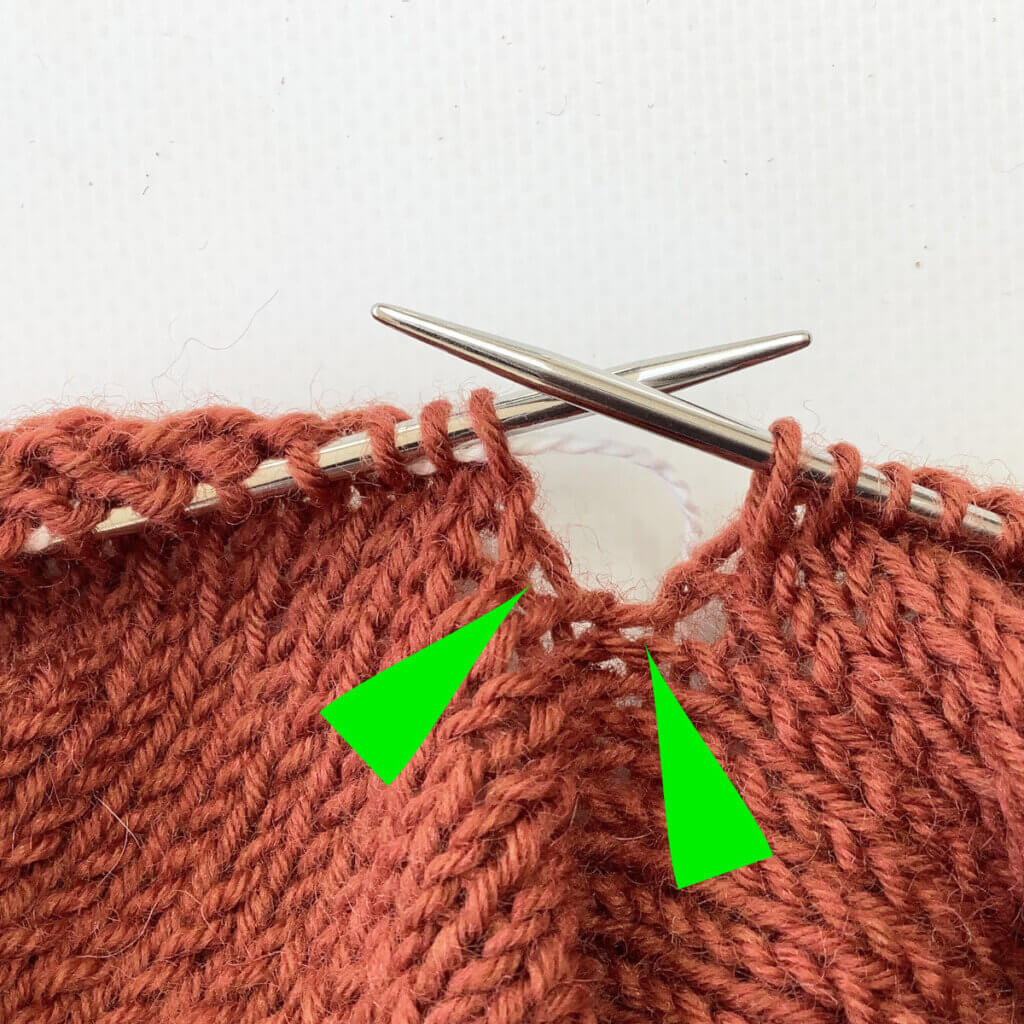 tutorial - avoiding holes at the underarm with top-down sweaters - La ...