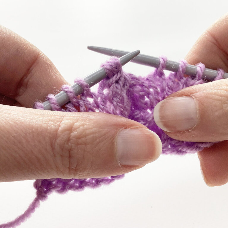 tutorial - 7 into 9 gathered stitch - La Visch Designs