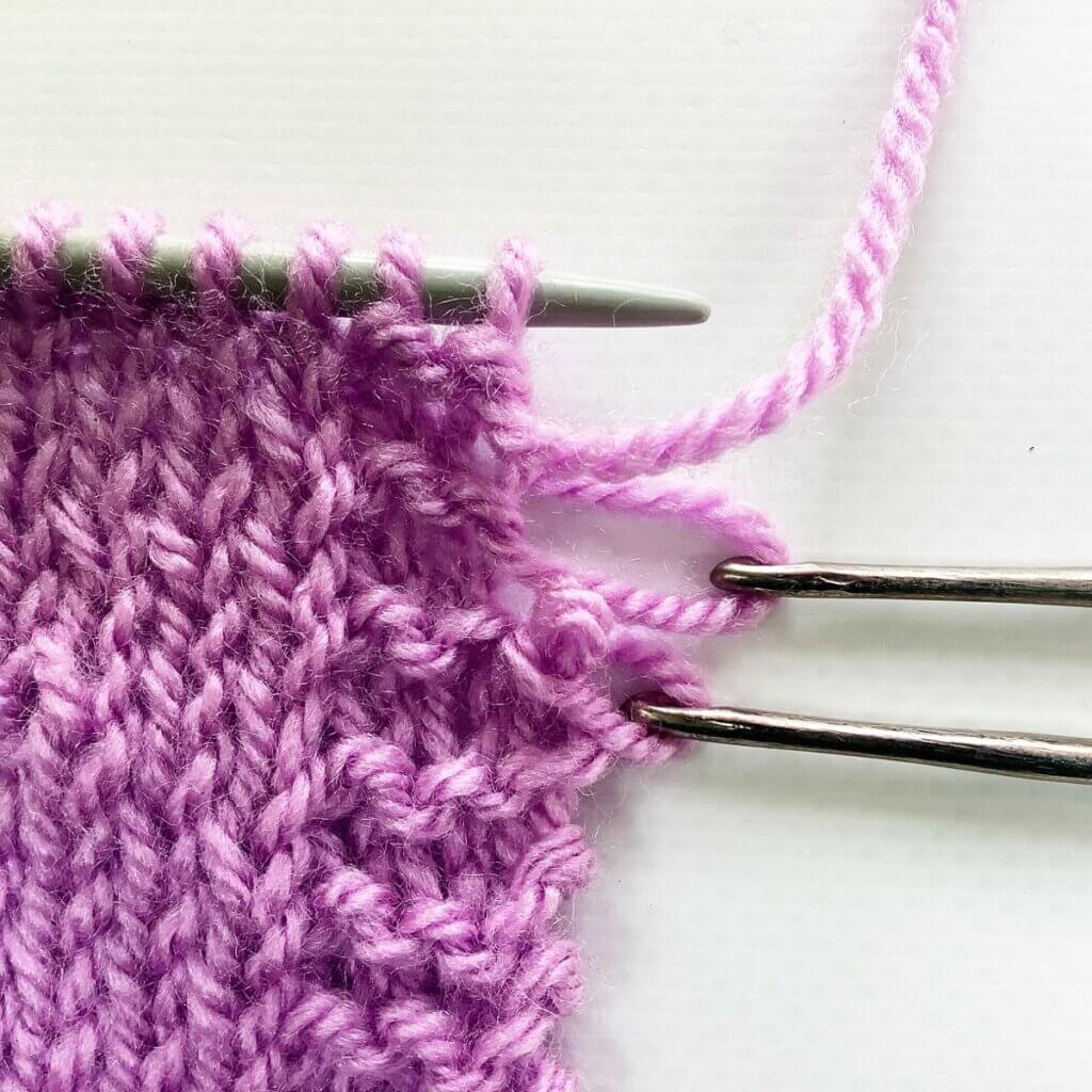 tutorial - fixing an edge stitch - La Visch Designs